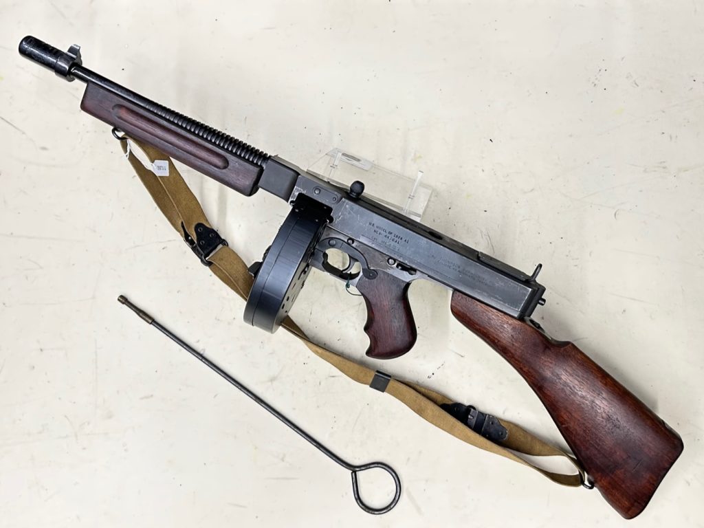 THOMPSON SMG Cal. 45 1928 A1 U.S. ARMY con DRUM – Collector Small Arms