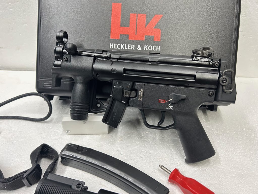 HECKLER & KOCH SP5 K ~ 9X19 (MP5K ) calcio B&T – Collector Small Arms