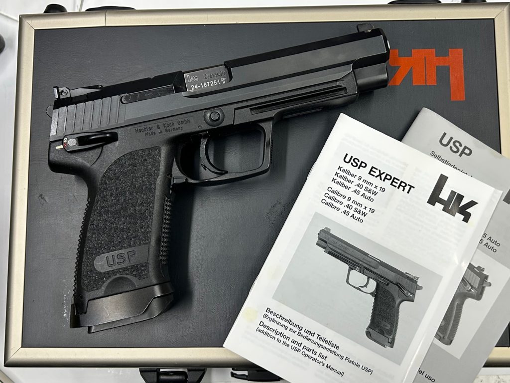HECKLER & KOCH USP EXPERT ~ 9mm Para – Collector Small Arms